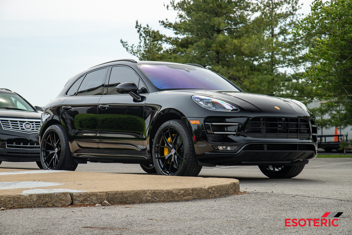 Porsche Macan Turbo | ESOTERIC