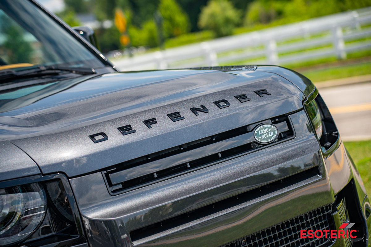 Land Rover Defender 110 | ESOTERIC